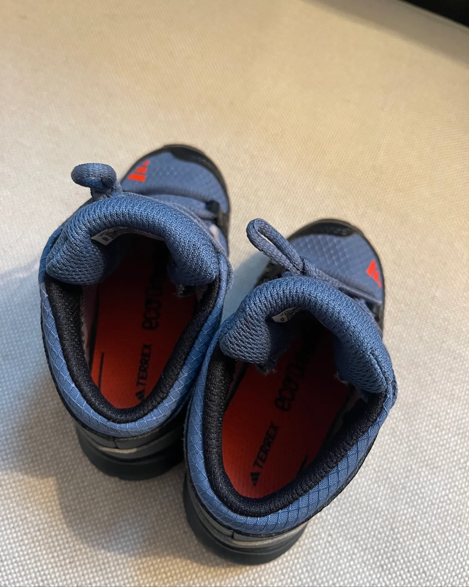 Gore-Tex sko · Tise