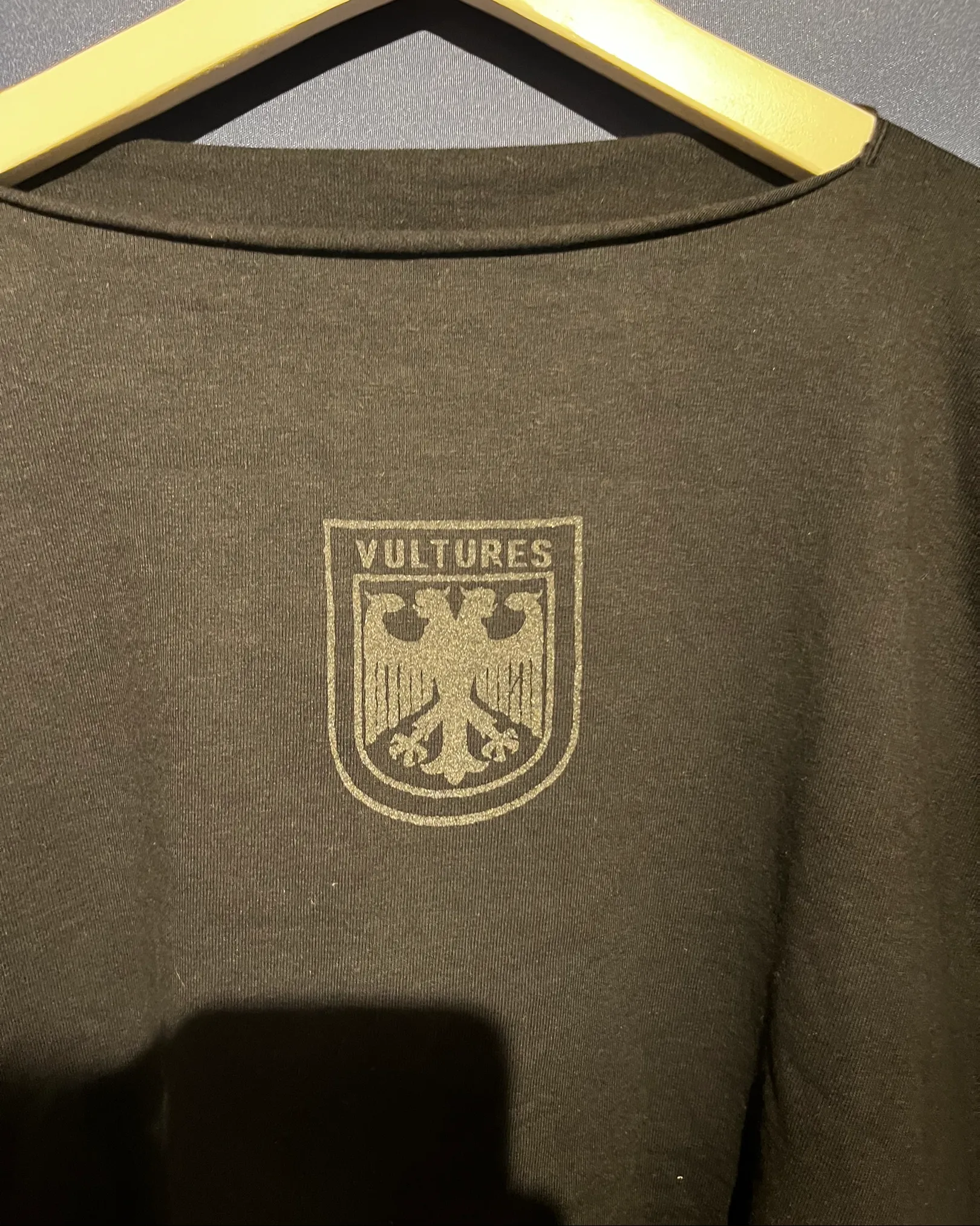 Vultures merch · Tise