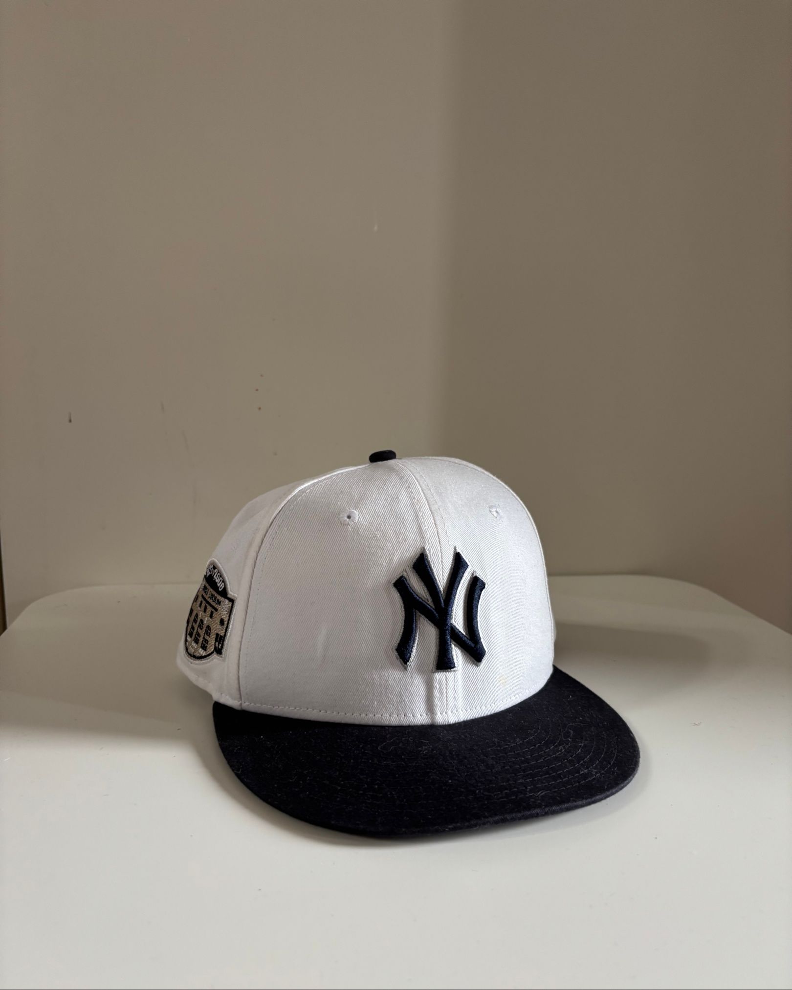 NY yankee caps · Tise