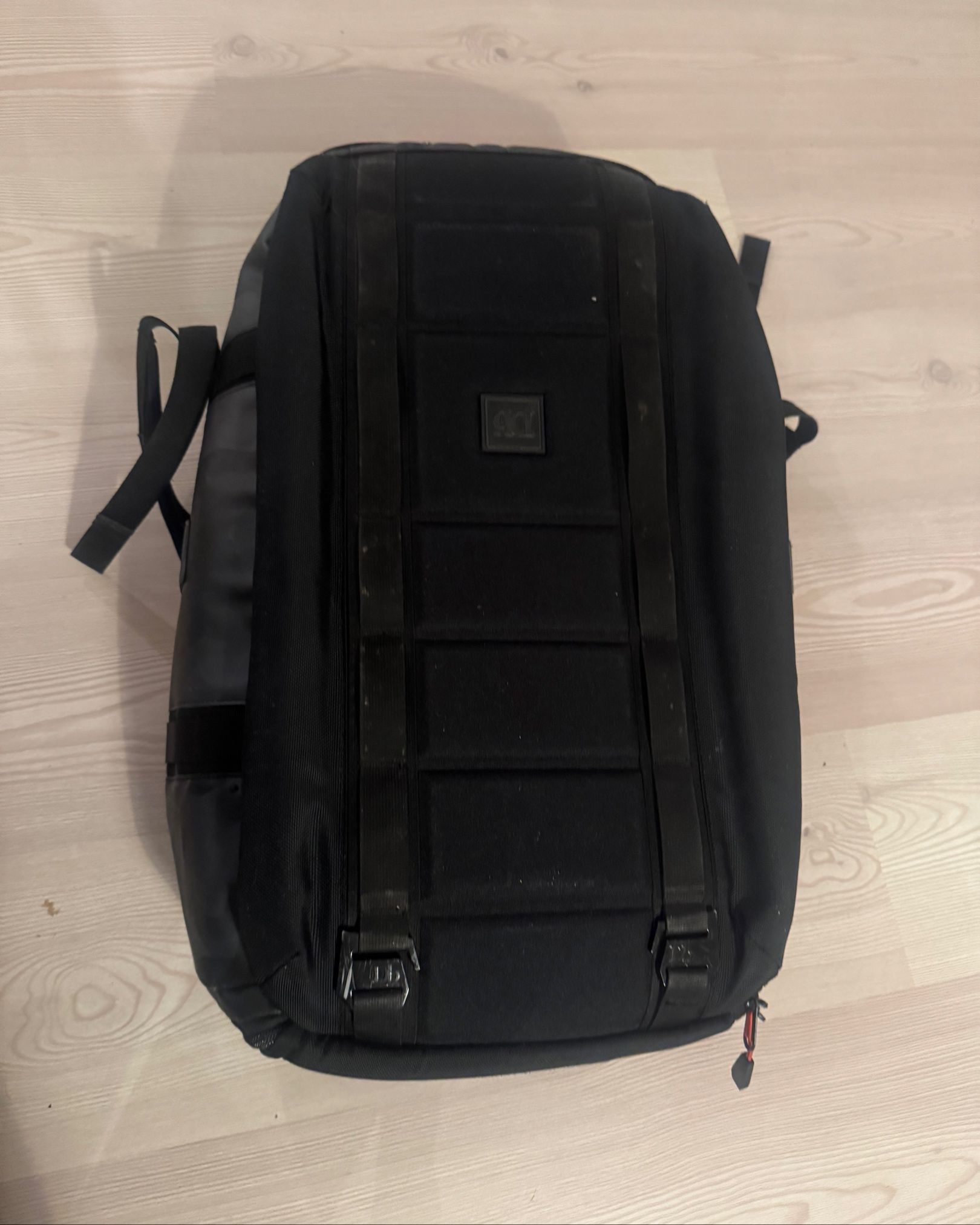 DoucheBag Carryall · Tise