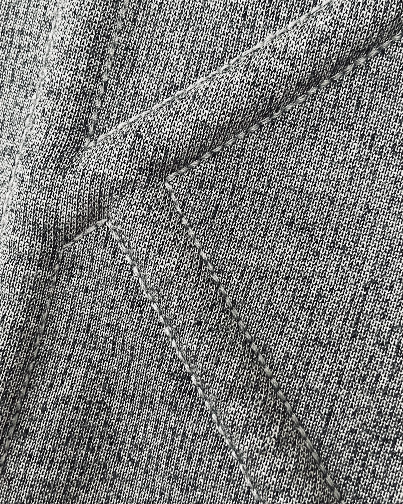 Logo sweatshirt · Tise